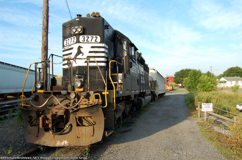 NS 3272 (SD40-2) ex N&W